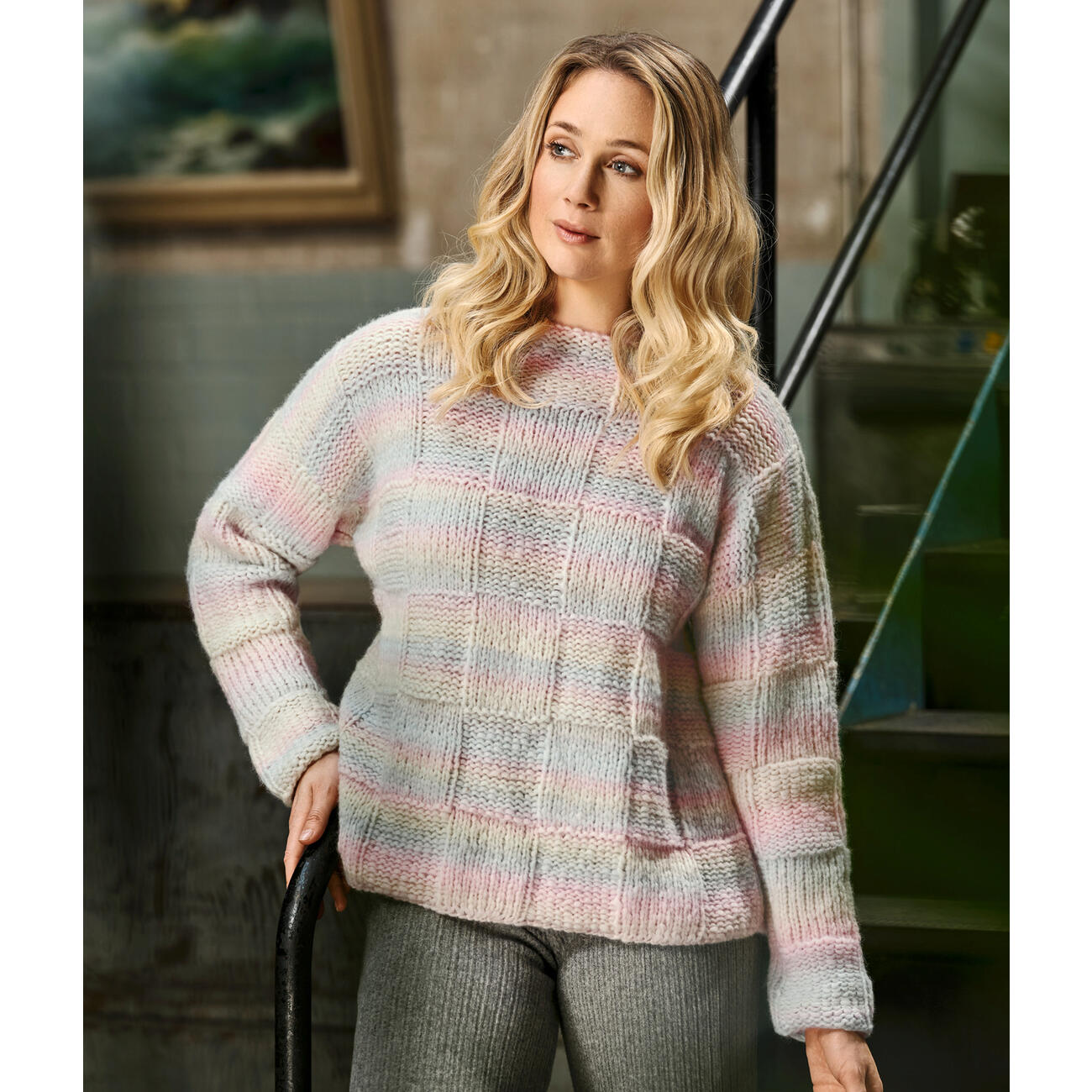 Anleitung 236/4, Pullover aus Smooth von Pro Lana, 1 versch. Farben