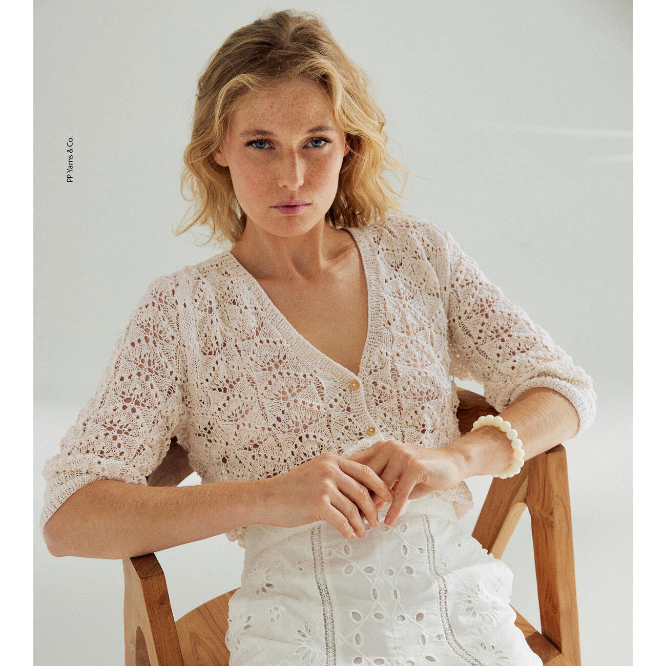 Anleitung 042/5, Jacke aus Phil Origin von phildar, 1 versch. Farben